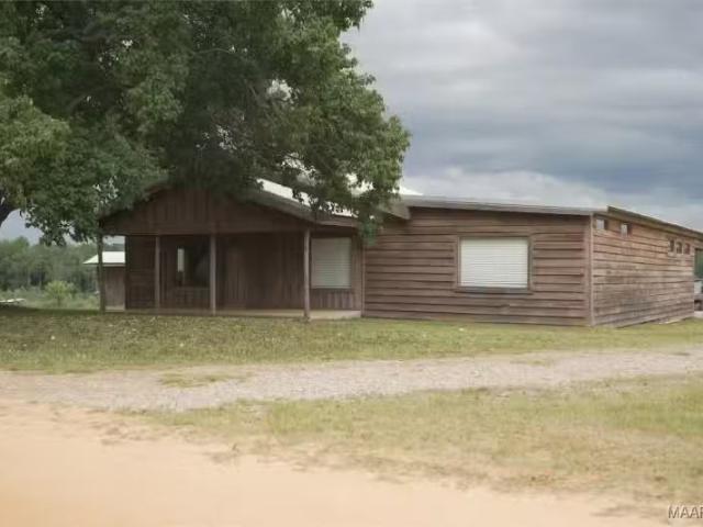 2044 WILLIAMSON RD, LUVERNE, AL 36049