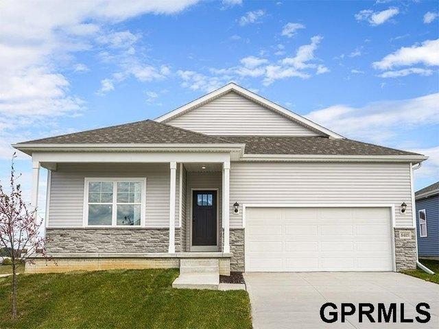 20450 Emiline St, Gretna, NE 68028
