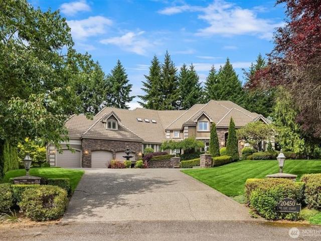 20450 NE 71st St, Redmond, WA 98053