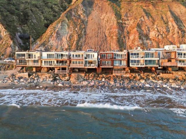 20456 Pacific Coast Highway