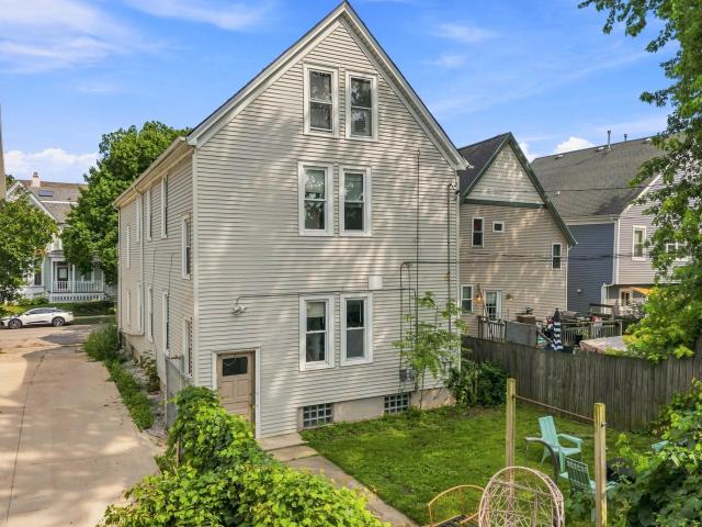 2045 N Hubbard St, Unit 2047