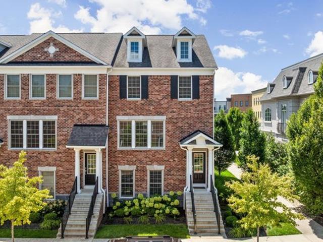 2045 Broughton St, Carmel, IN 46032