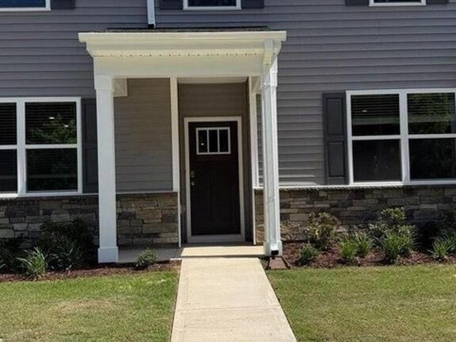 2045 Clock Rd, New Bern, NC 28562