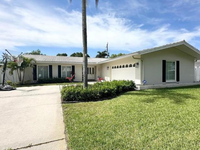 2045 Coronet Ln, Clearwater, FL 33764