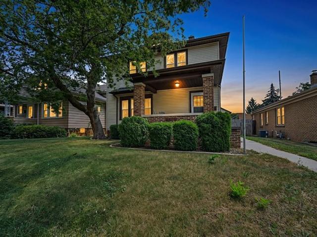 2045 Deane Blvd, Racine, WI 53403