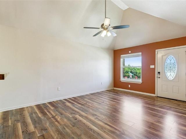 2045 Gladstone Drive