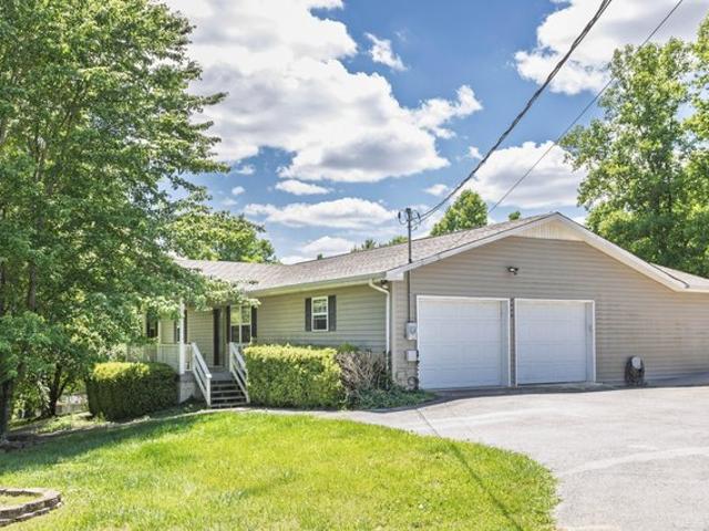 2045 Kings Hill Rd, Spring City, TN 37381