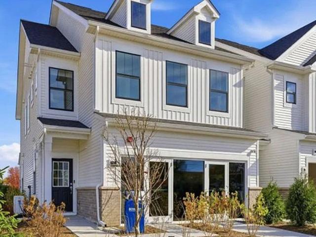 2045 Palmer Ct Unit 16003, Hoffman Estates, IL 60169