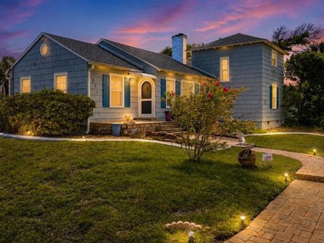 2045 S Peninsula Dr, Daytona Beach, FL 32118