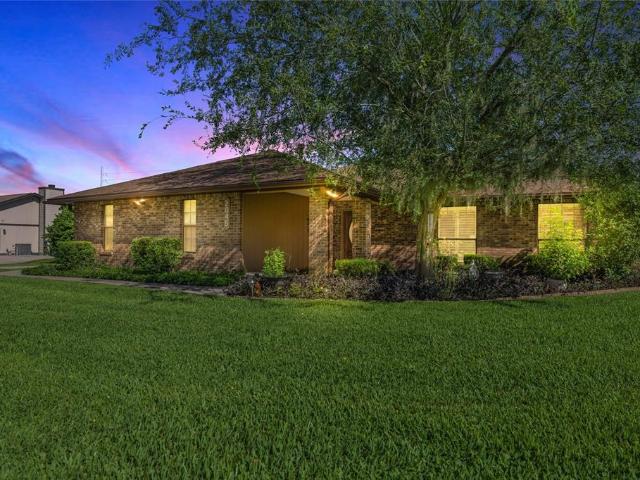 2045 SE 32nd St, Ocala, FL 34471 | MLS #OM709686 | Compass