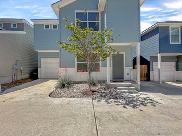 2045 Silver Oaks