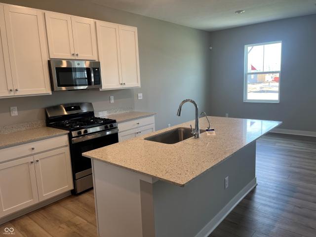 2045 W 171st street