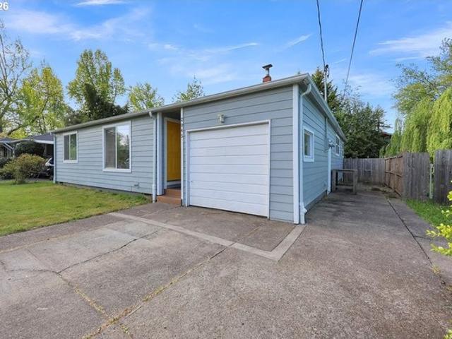 2045 W 18th Ave, Eugene, OR 97402