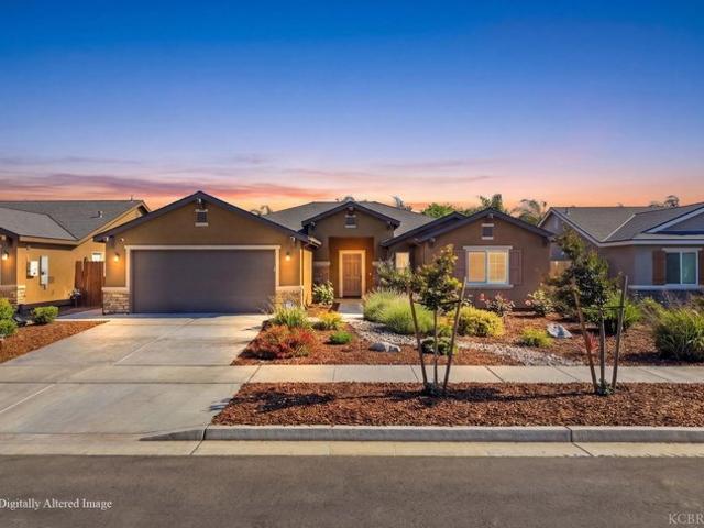 2045 W Chianti Way, Hanford, CA 93230