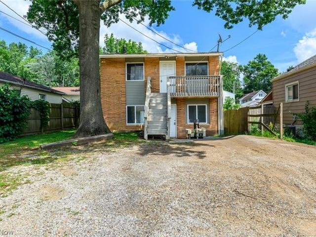 2045 2047 20th St SW, Akron, OH 44314