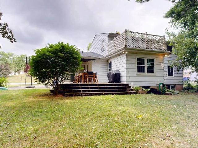 2046 Acton Road