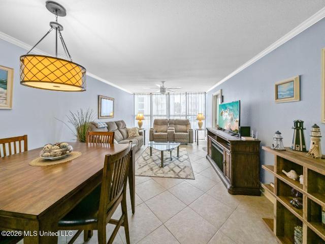 2046 Beach Boulevard