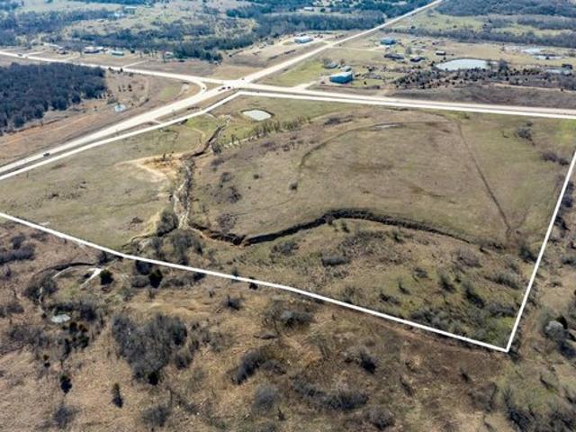 2046 Frontier Tract Rd # 2, Sedan, KS 67361