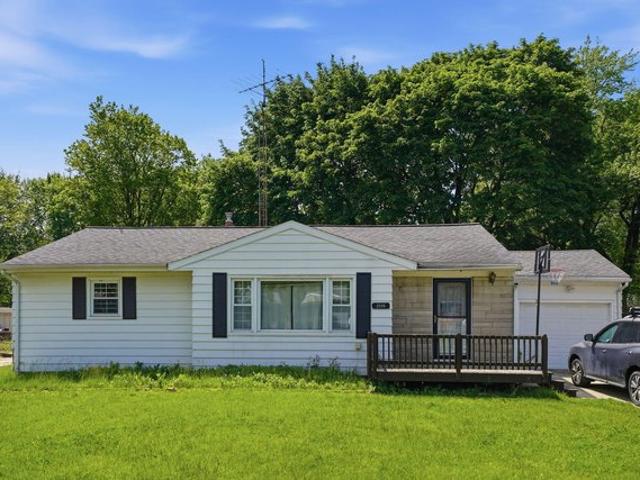 2046 Gerald St, Benton Harbor, MI 49022