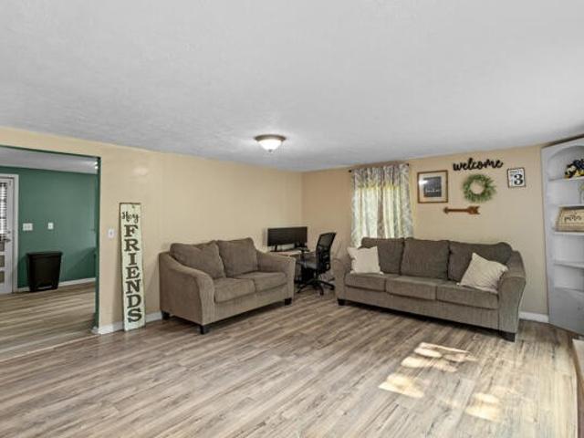 2046 Sugar Creek Road SE