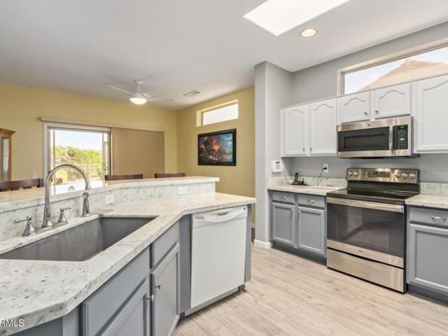 20471 N Oasis Verde Way, Surprise, AZ 85374