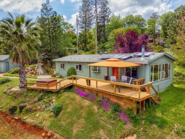 20476 Gunstock Rd, Grass Valley, CA 95949