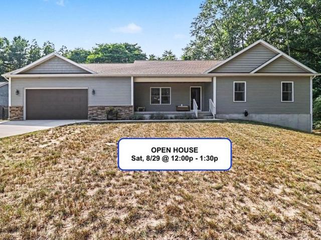 2047 N Lakeshore Dr, Ludington, MI 49431