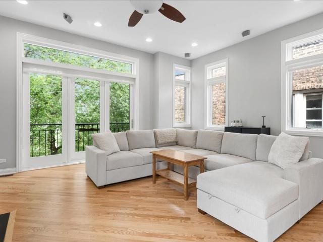 2047 N Mozart Street # 3