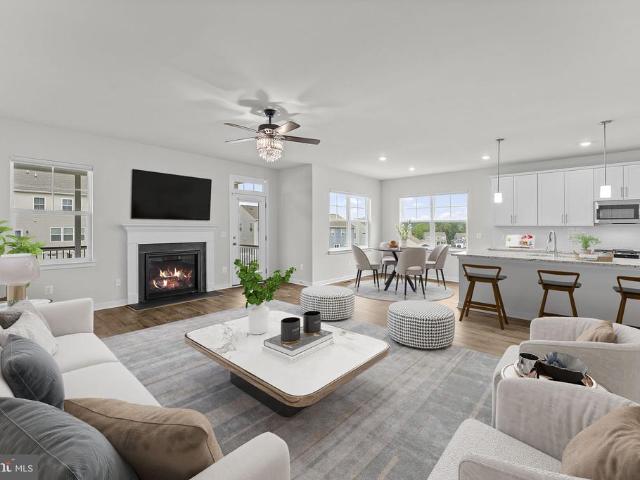 2047 Armstrong Terrace