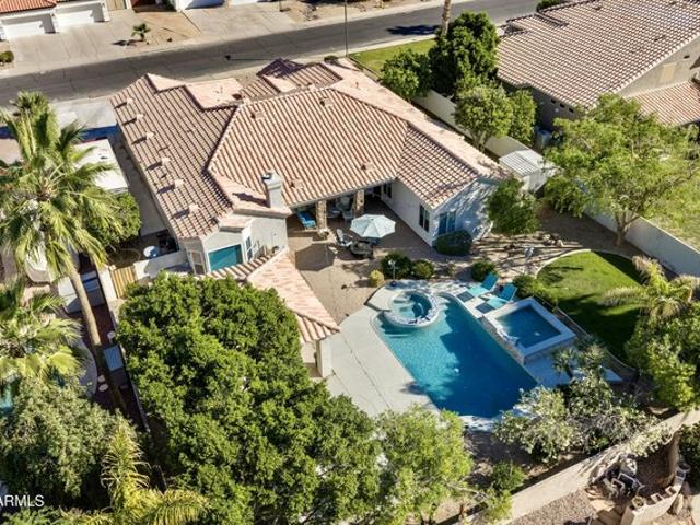 2047 E Victor Rd, Gilbert, AZ 85296