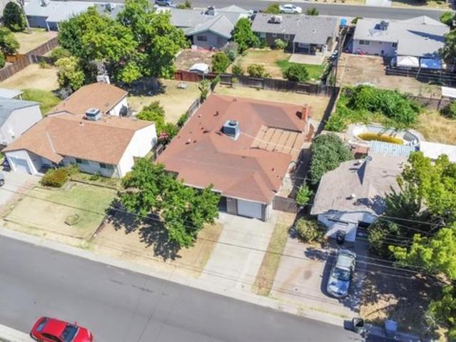 2047 Edwin Way, Sacramento, CA 95825