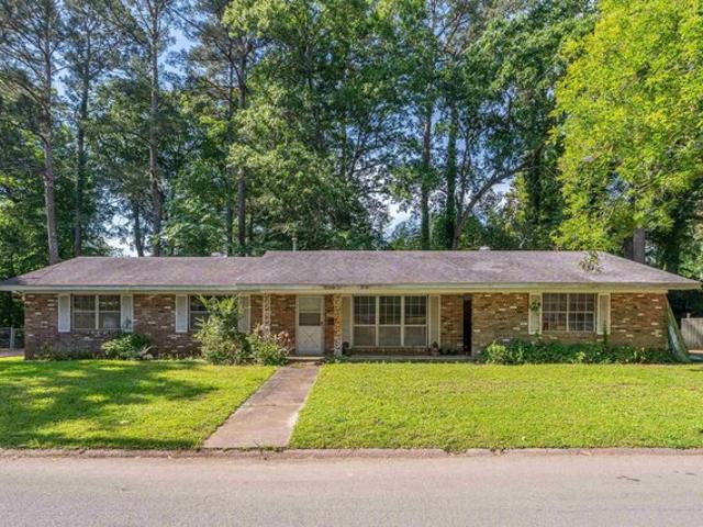 2047 Elaine Cir, Arkadelphia, AR 71923