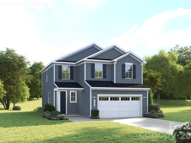 2047 Fernway Dr, Charlotte, NC 28216