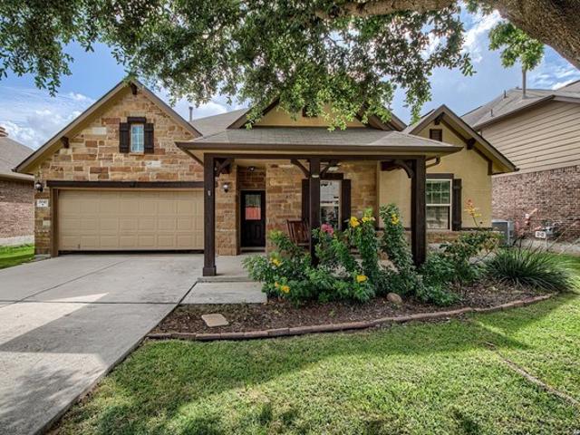 2047 Pecan Bnd, New Braunfels, TX 78130
