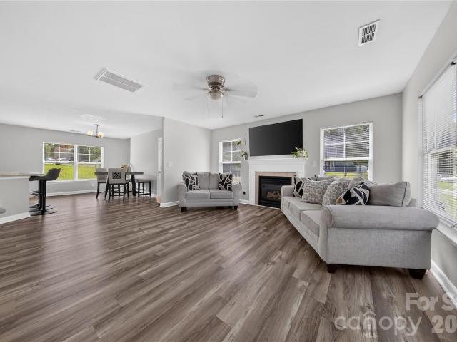 2047 Sonoma Valley Drive