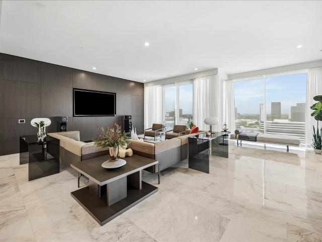 2047 Westcreek Ln, Unit 1701, Houston, TX 77027 | MLS #84846