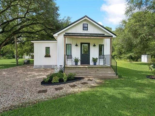 20480 Leslie Ln, Ponchatoula, LA 70454