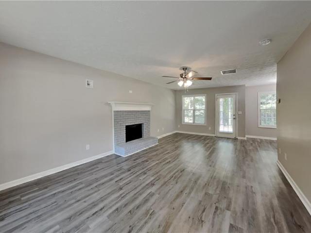 2048 Glen Hope Trace