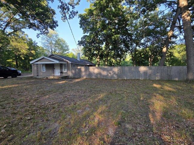 2048 S Mill Iron Rd, Muskegon, MI 49442