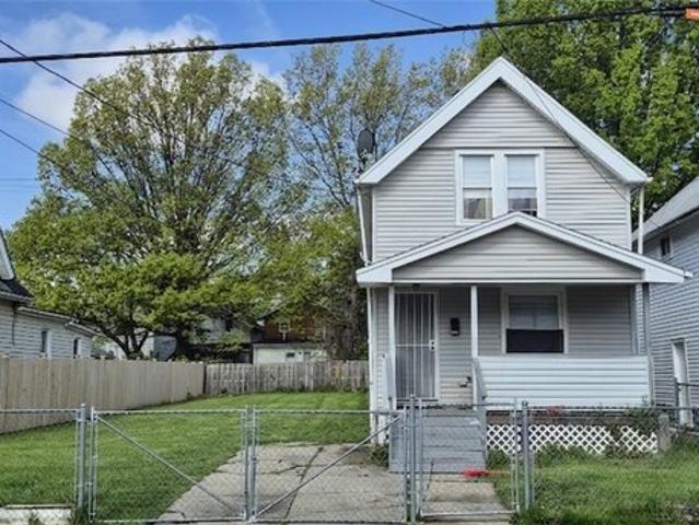 2048 W 105th St, Cleveland, OH 44102