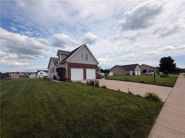 2049 N Highlander Dr, Xenia, OH 45385