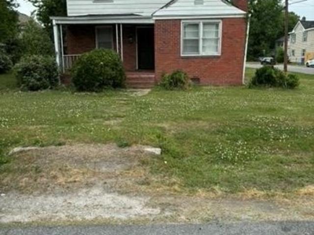 2049 Christian Ave, Chesapeake, VA 23324