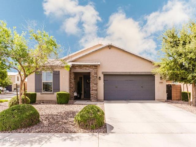 2049 E Stacey Rd, Gilbert, AZ 85298