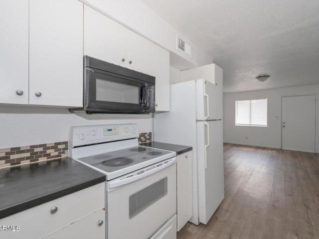 2049 W Hayward Ave, Unit 10, Phoenix, AZ 85021 | Compass
