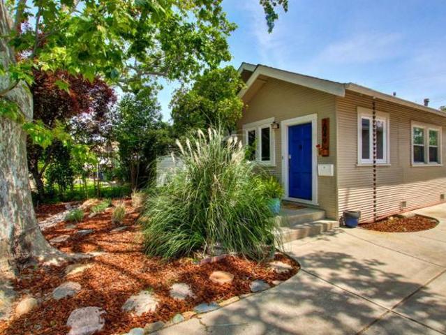2049 35th St, Sacramento, CA 95817