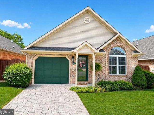 20407 Kings Crest Blvd, Hagerstown, MD 21742