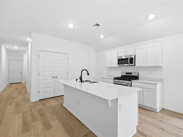 20409 Velvet Street
