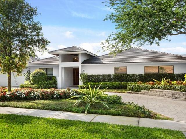 2040 NW 25th St, Boca Raton, FL 33431
