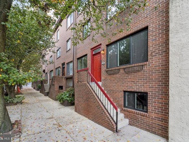 2040 Arch St, Philadelphia, PA 19103