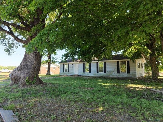 2040 Collinwood Hwy, Collinwood, TN 38450